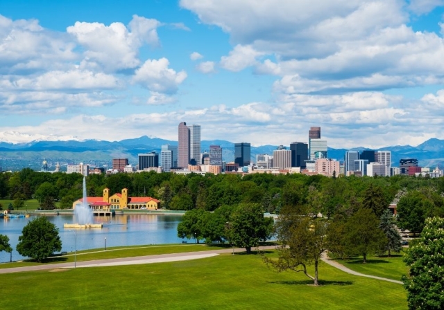 15 Pros and Cons of Living in Denver, Colorado, in 2023 - Goats On The Road