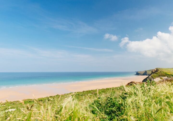 15 Best Beaches in Newquay, England - Goats On The Road