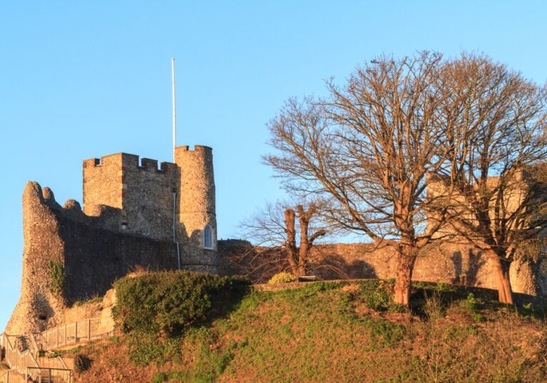 15 Top Castles to Visit in England - Goats On The Road