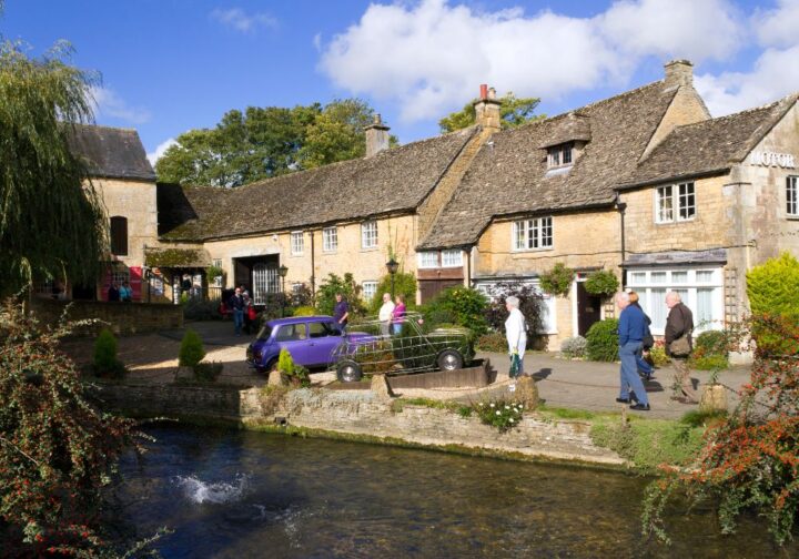 15 Best Things To Do in Burford in 2023 - Goats On The Road